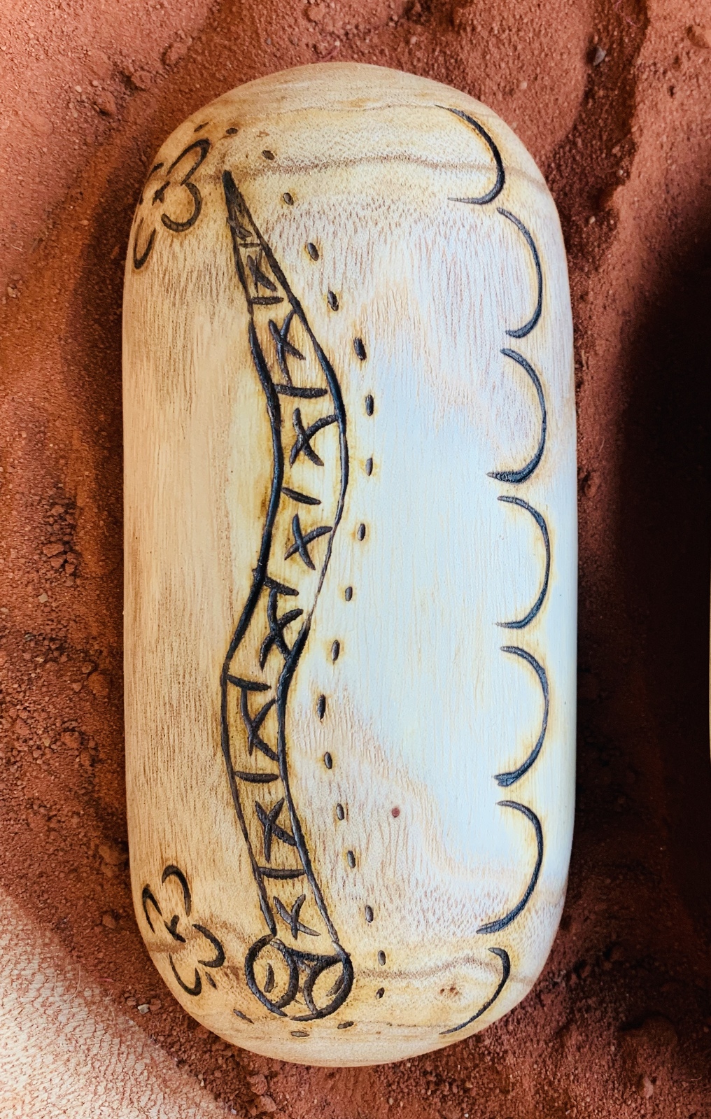 Waugal (Wagyl) Engraved Coolomon